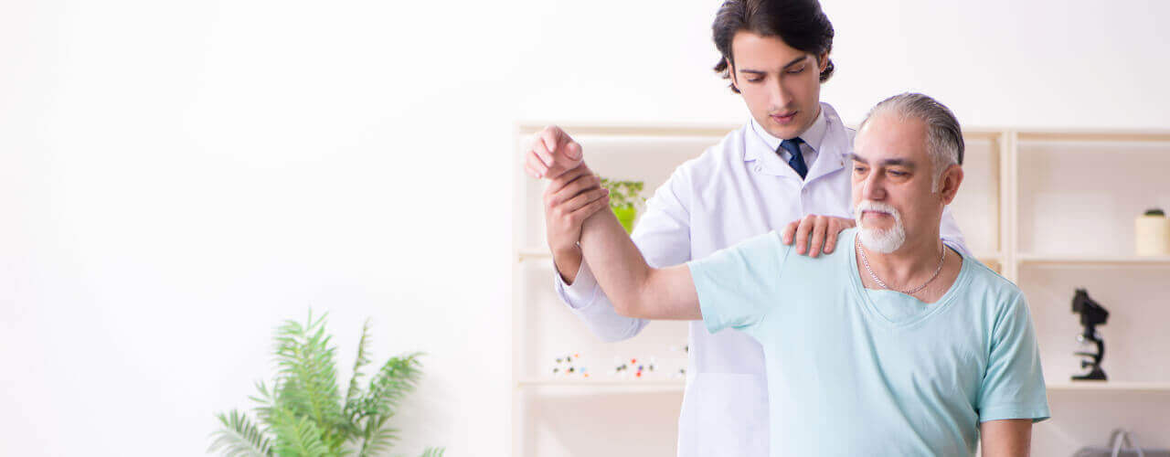 Shrug Off Shoulder Pain With A Physical Therapist’s Help